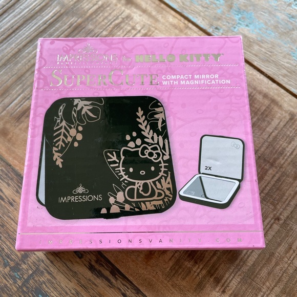 Hello Kitty | Bath & Body | New Impressions X Hello Kitty Compact ...